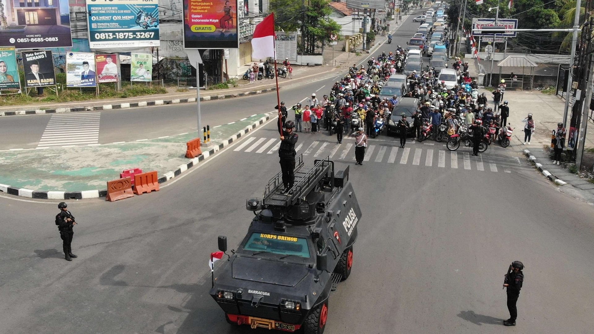 Kebun Jahe, Palima, Ciceri: Tiga Titik Upacara Kemerdekaan oleh Brimob ...