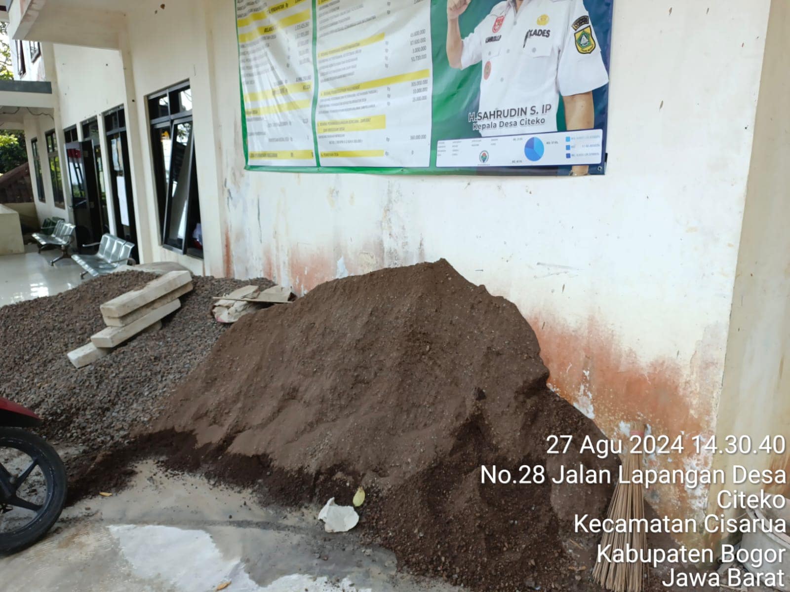 Pembangunan Aula Kantor Desa Citeko: Keterbukaan Publik dan Pengawasan ...